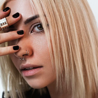 Neuspiercing - Neusvleugelpiercing | Bodymod